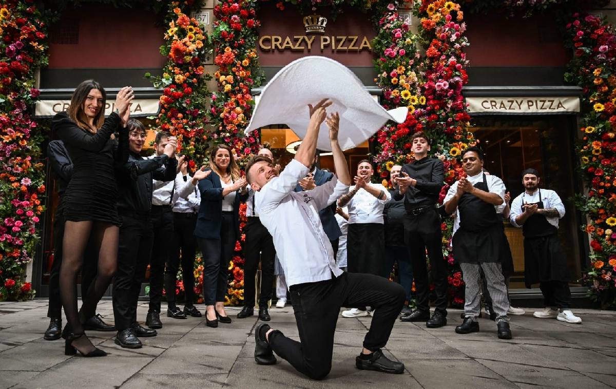 Crazy Pizza arriva a Torino: dove aprirà la famosa pizzeria di Flavio Briatore