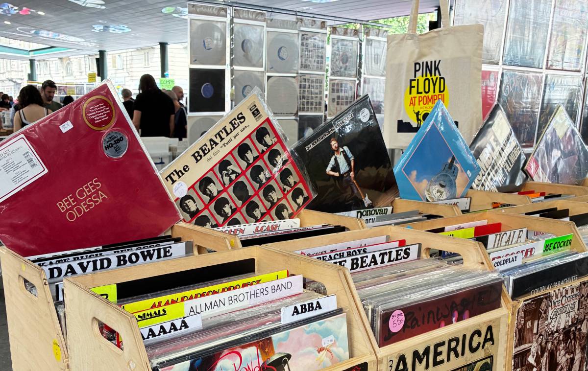 Domenica torna la “Fiera del Disco” a Torino: vinili rari e collezioni ...